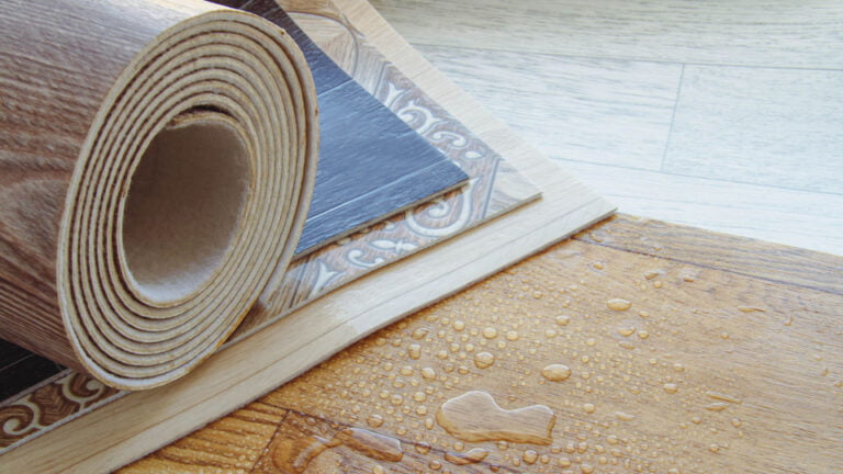 How to lay sheet vinyl flooring in your home - Underlay 4u